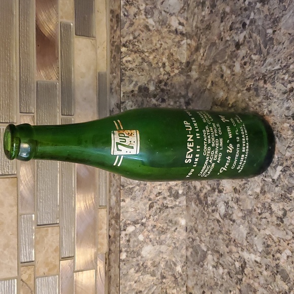 7up | Accents | Vintage 96s Thick Green Glass 7up Bottle | Poshmark
